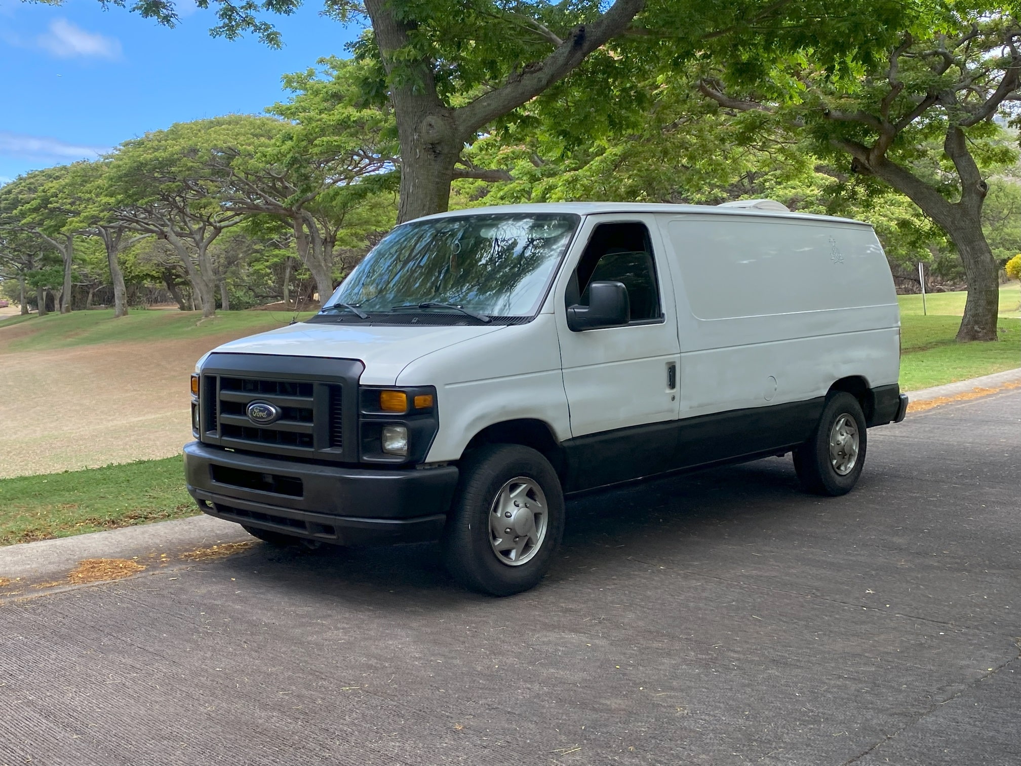 Maui Adventure Vans – IT'S A LIFESTYLE BOOK YOUR UNIQUE, FUN, VAN LIFE ...